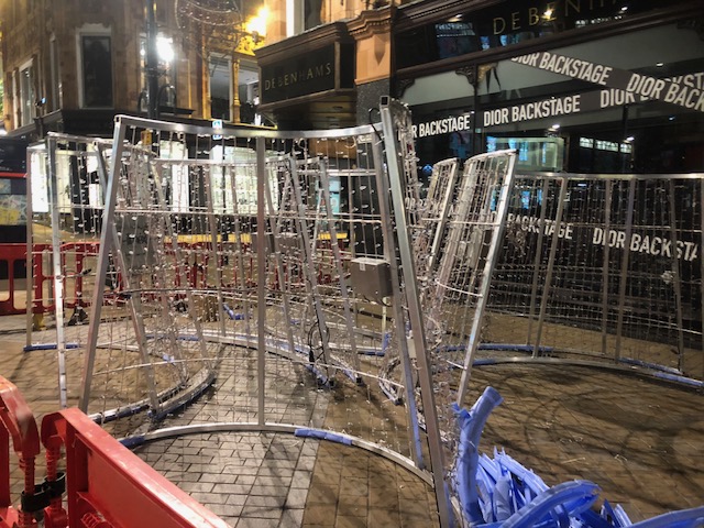 Leeds Pixel – Acorn Lighting